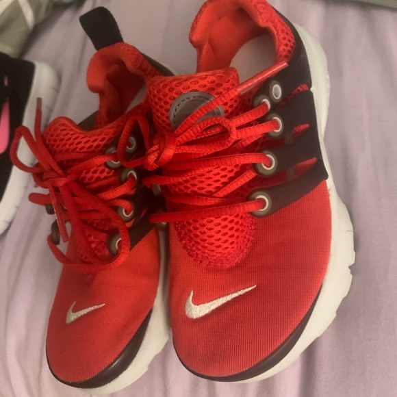 Nike | Shoes | Red Nike Little Girls Shoes Size 1 | Poshmark